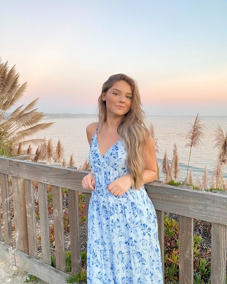 Picture of Victoria Axen