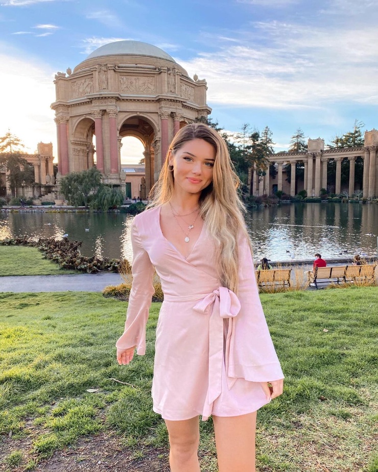 Victoria Axen picture