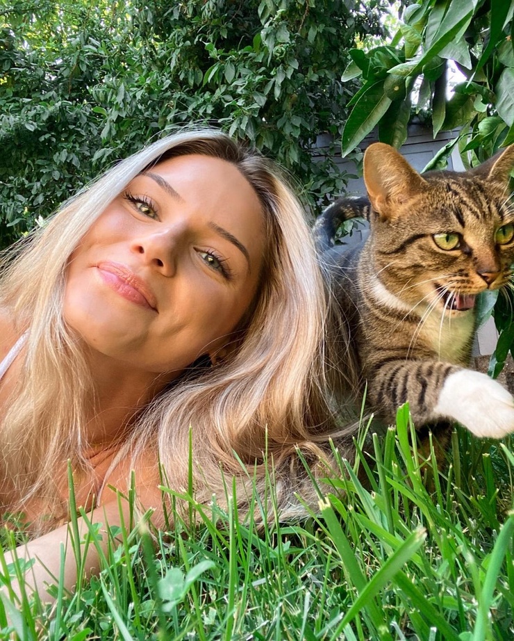 Victoria Axen picture