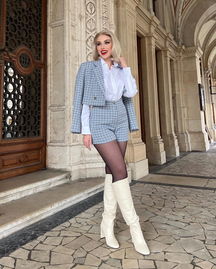 Picture of Alexandra Frenkel