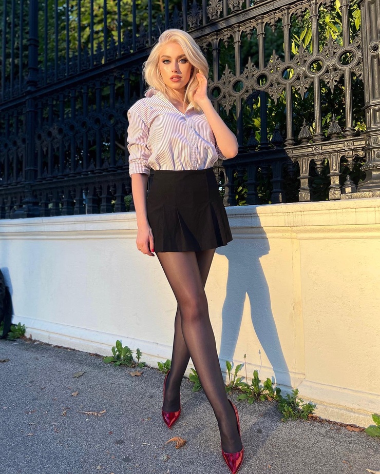 Picture of Alexandra Frenkel