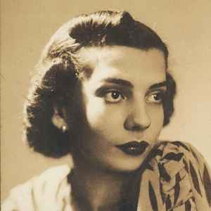 Picture of Marília Batista