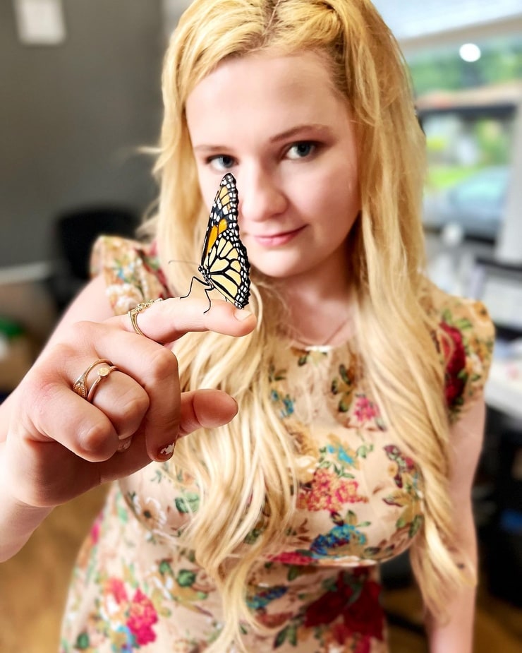 Abigail Breslin image