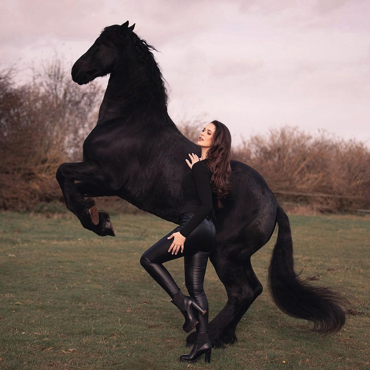 Image of Erin Williams (II)