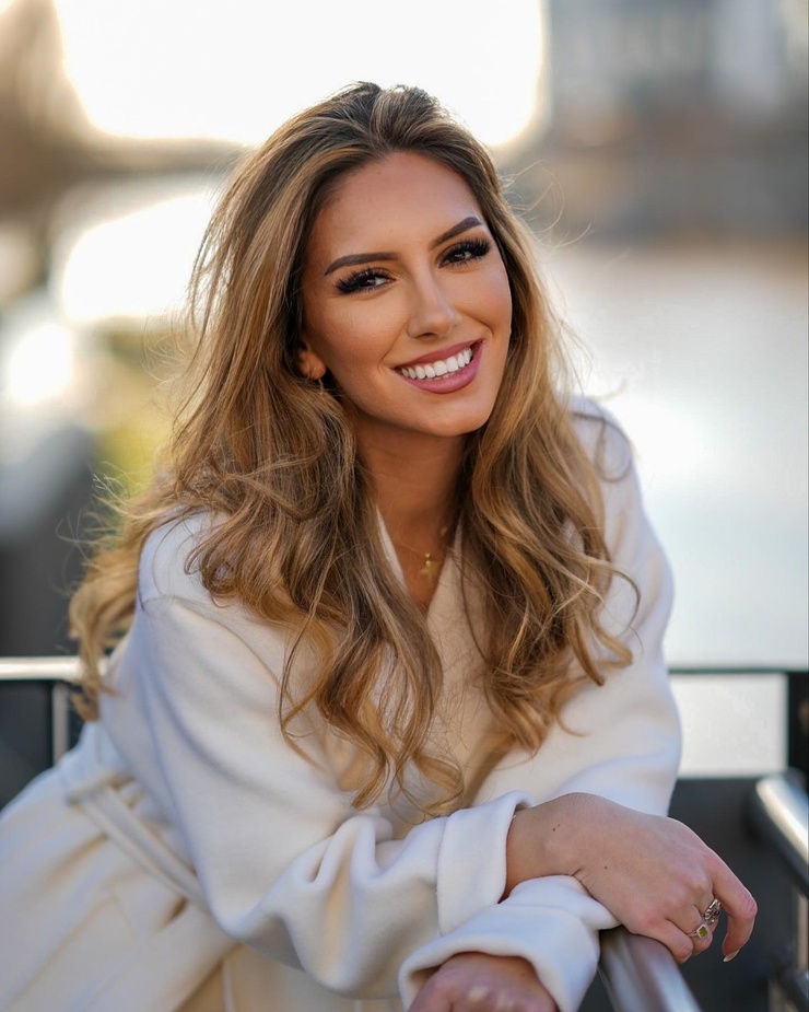 Picture of Elly Stark