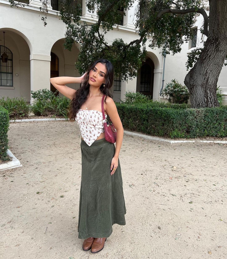 Picture of Ariana Tan