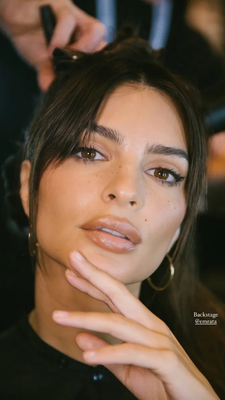 Picture of Emily Ratajkowski
