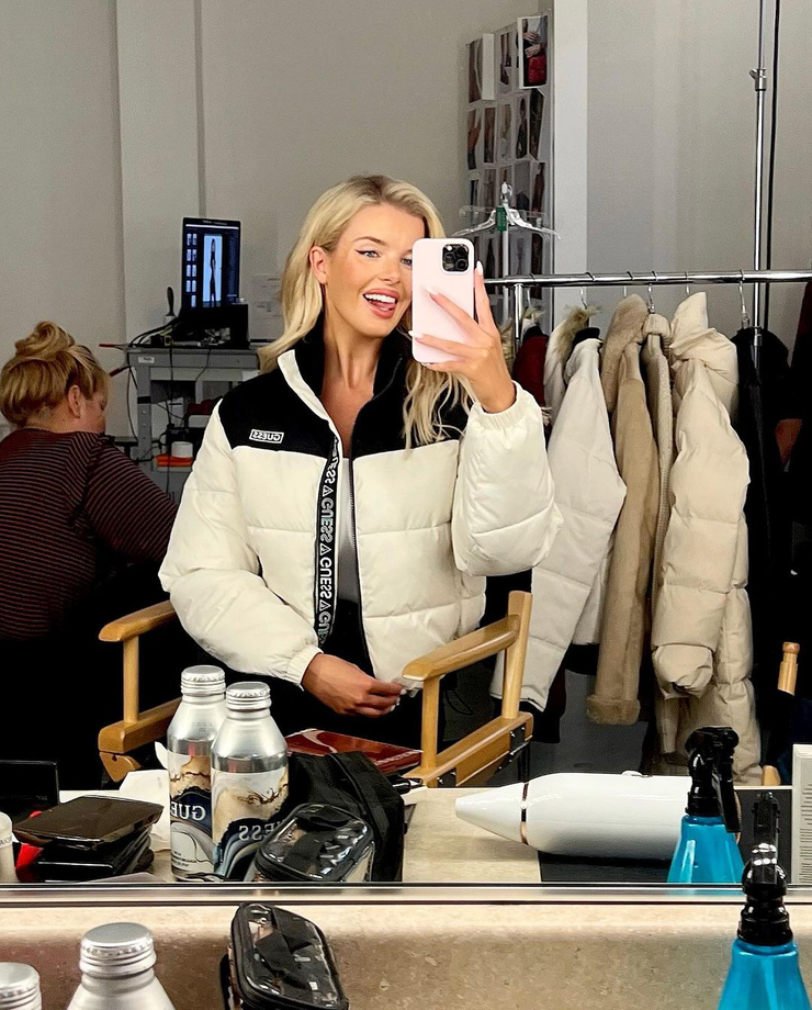 McKenzie Hewson picture