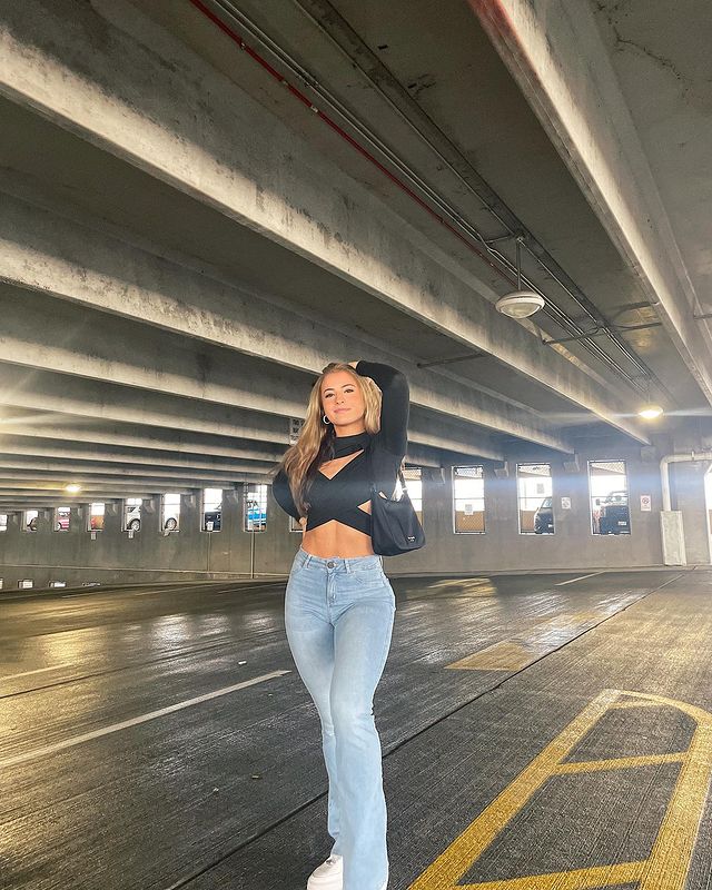 Lauren Bauer picture