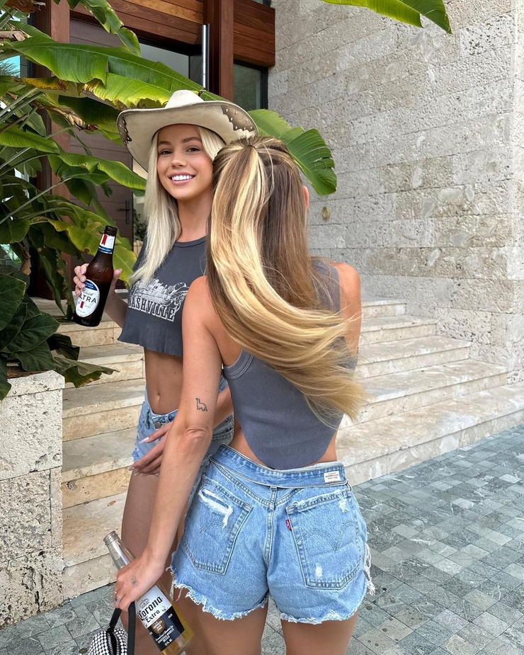 Katelyn Lordahl & Kristina Levina