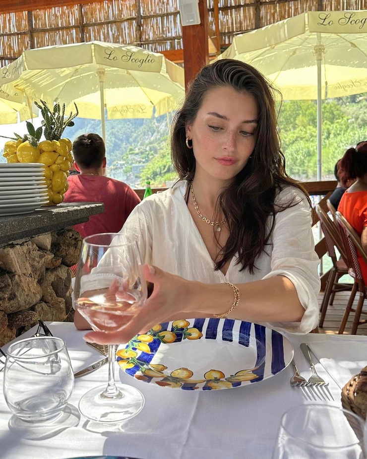 Picture of Jessica Clements