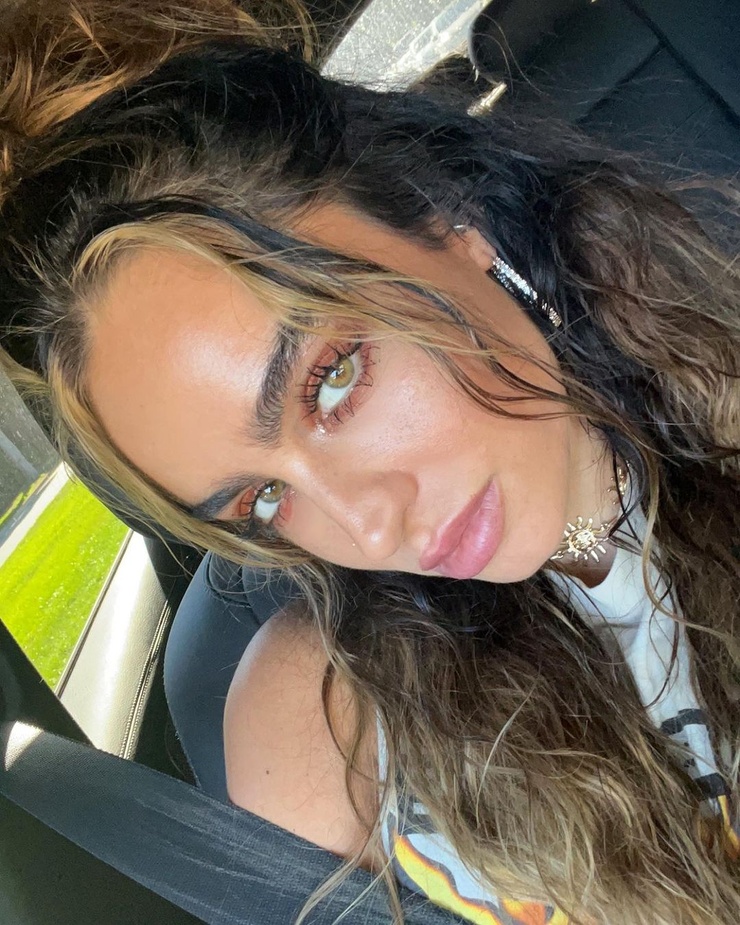 Sommer Ray image