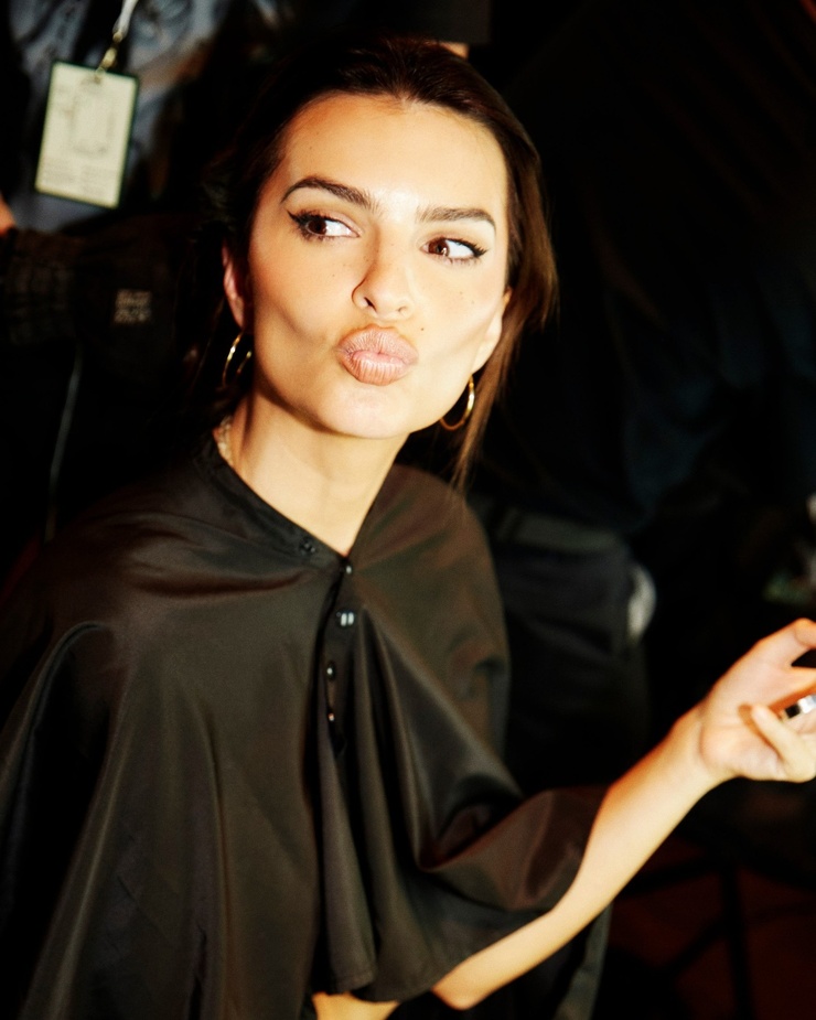 Picture of Emily Ratajkowski