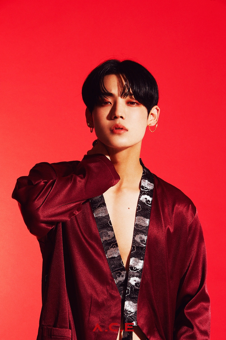 Image of Kang Yuchan