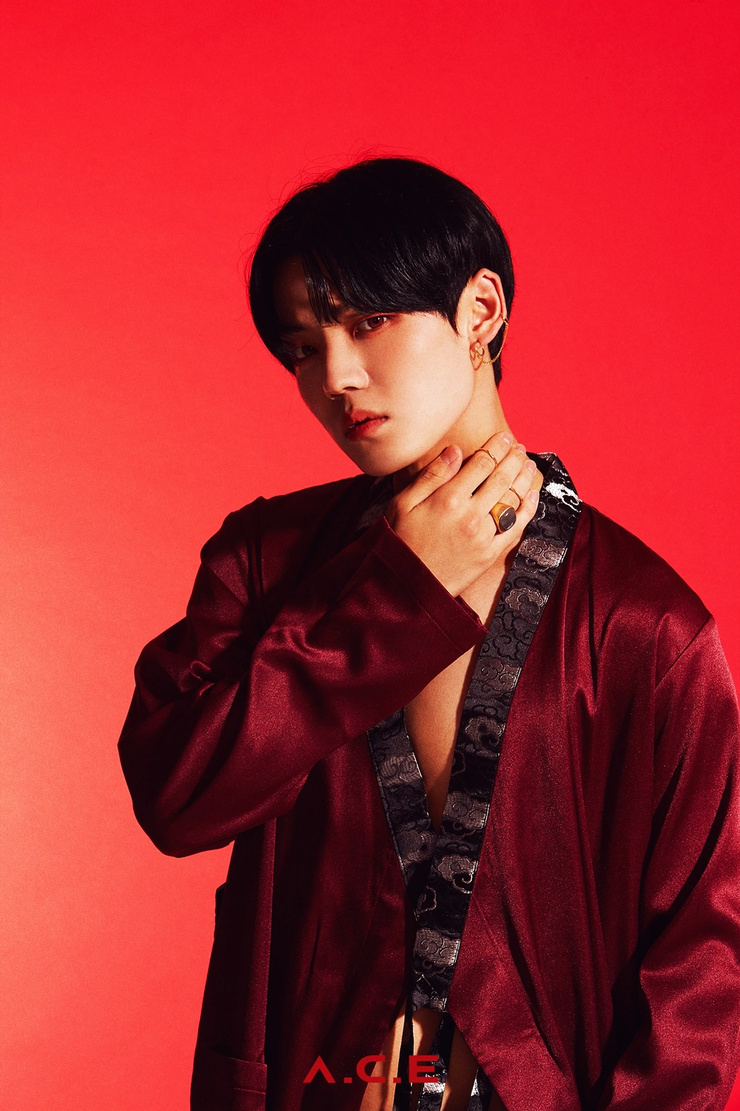 Picture of Kang Yuchan