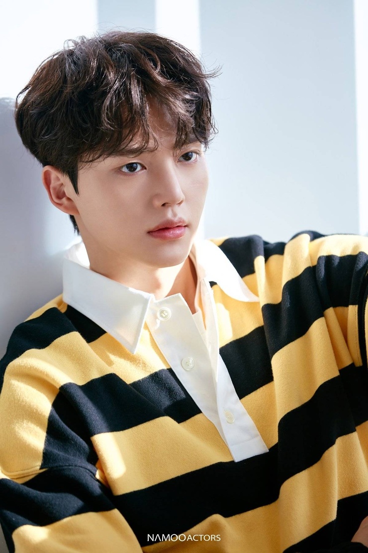 Picture of Song Kang