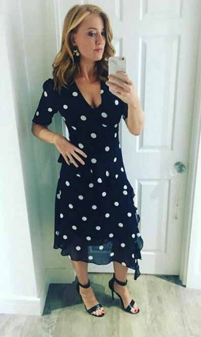 Sarah Jane Mee Picture
