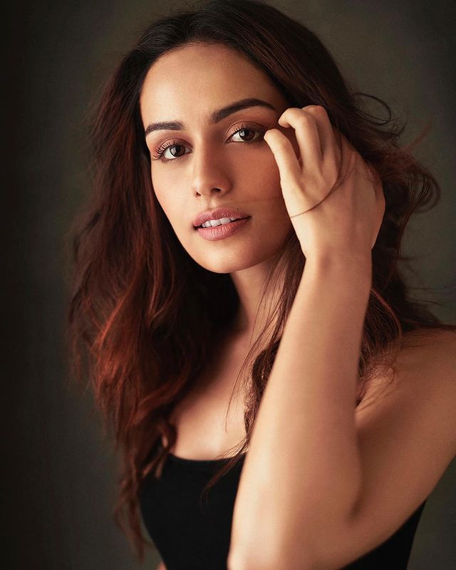 Picture of Manushi Chhillar