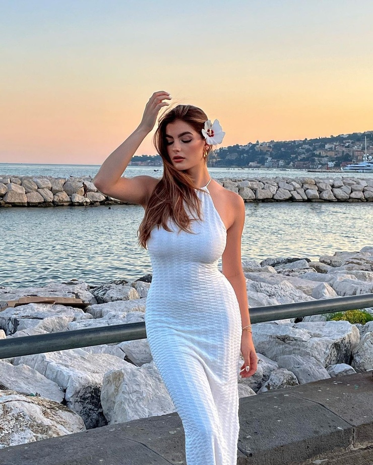 Picture of Claire Tisn