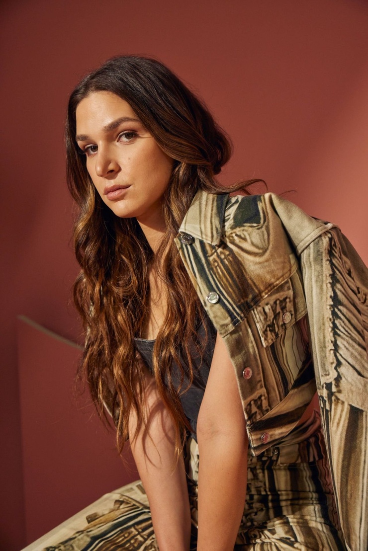 Picture of Eve Lindley