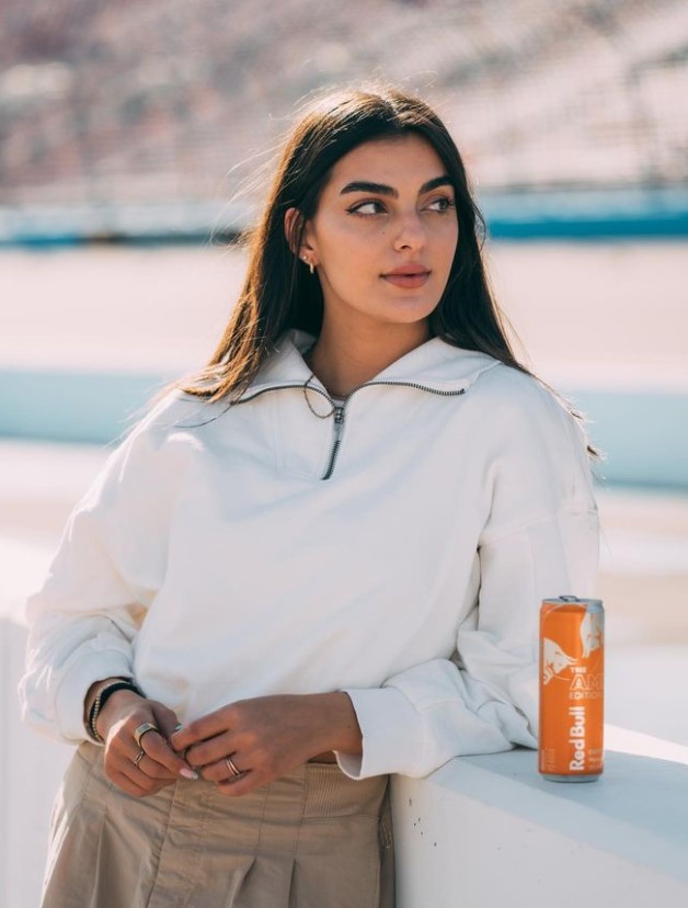 Image of Toni Breidinger