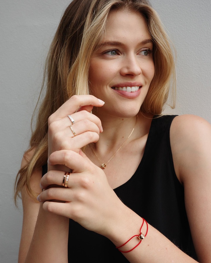 Picture of Victoria Lee