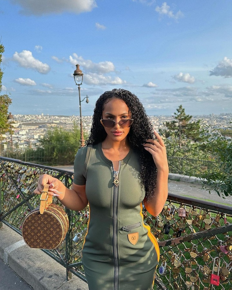 Erica Fontaine picture