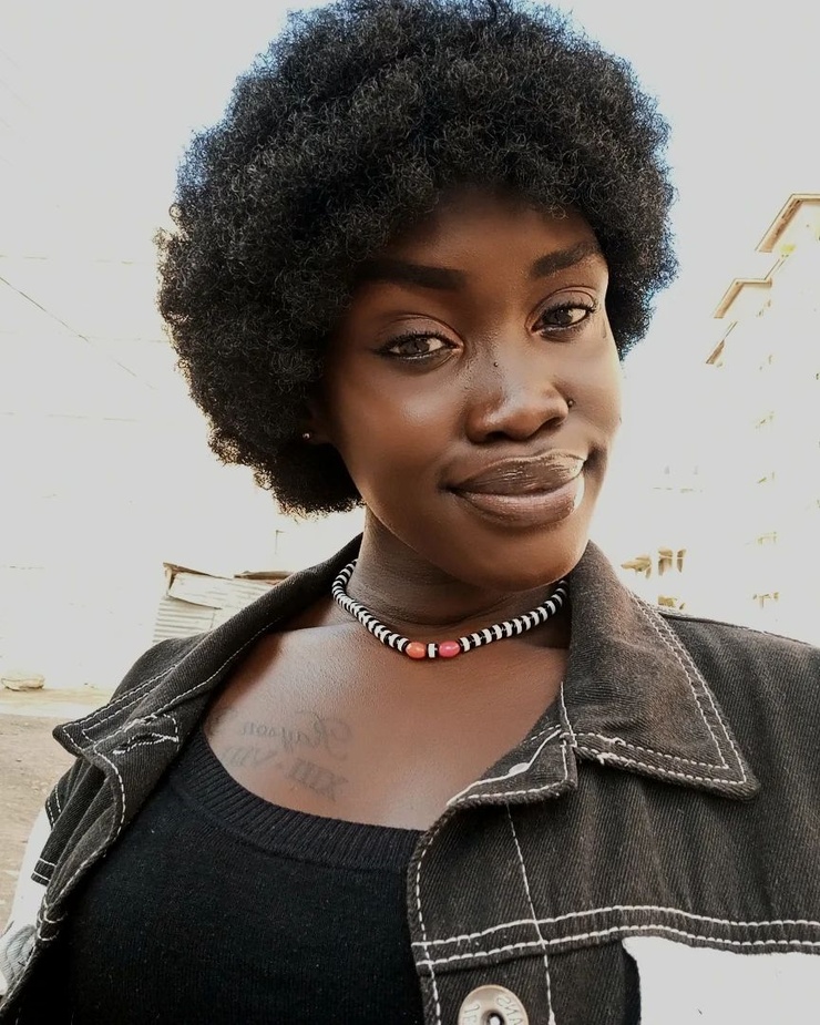 Fem Black Queen image