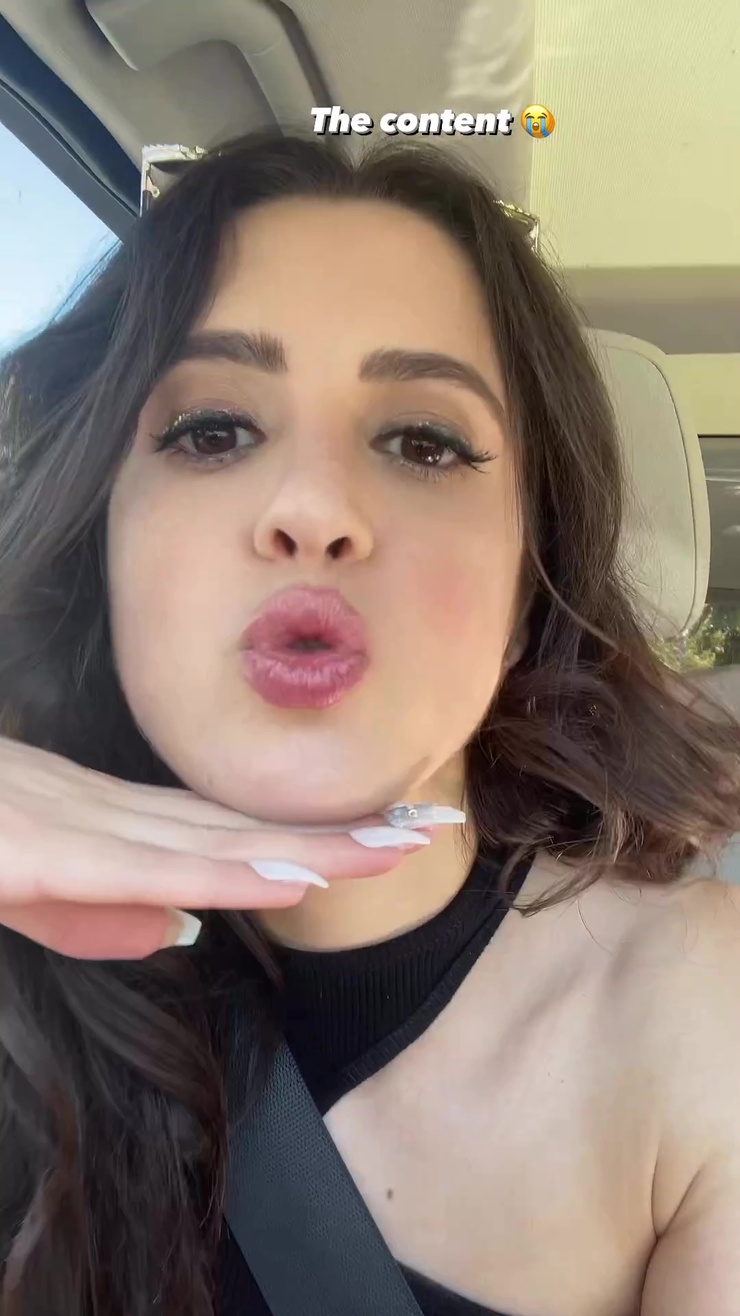 Laura Marano picture