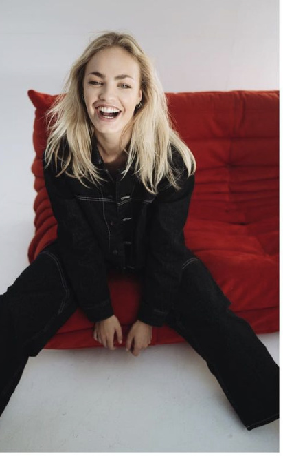 Romi van Renterghem image