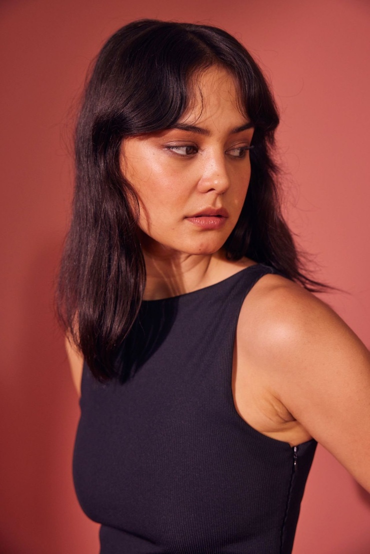 Picture of Courtney Eaton