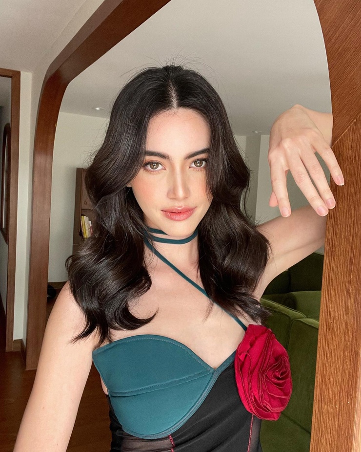 Picture of Davika Hoorne