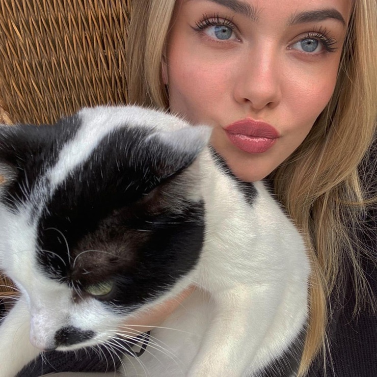 Picture of Sara Crumbleleg