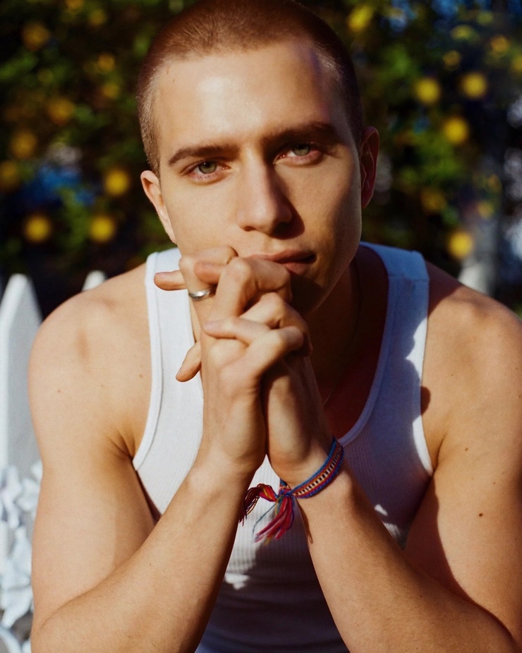 Aaron Holliday picture