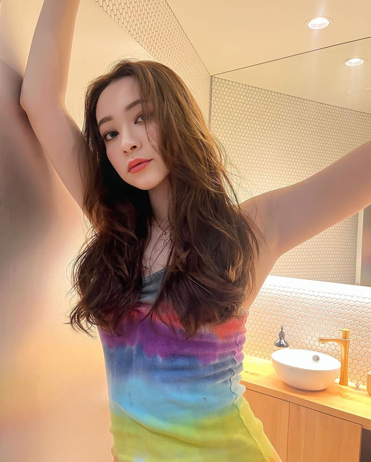 Picture of Lisa Yamada (model)