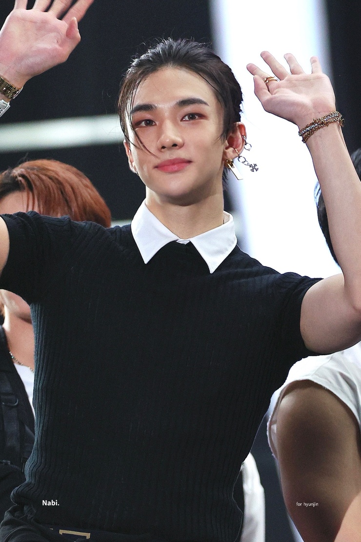 Hyun-Jin Hwang image