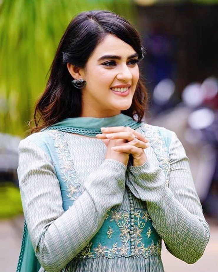 Picture of Kavya Thapar