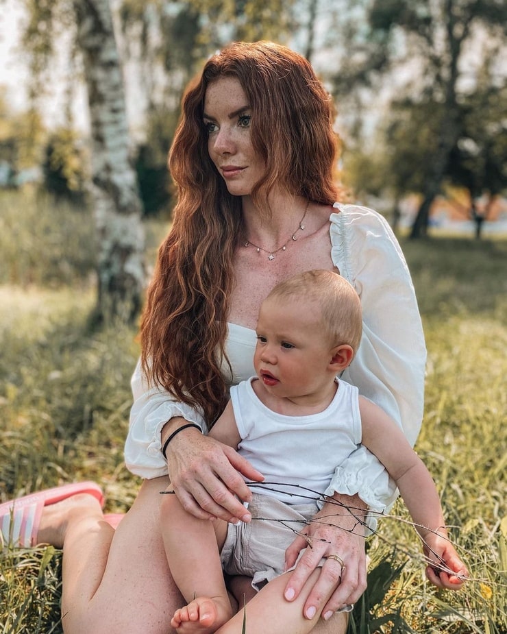 Image of Laura Roxanna