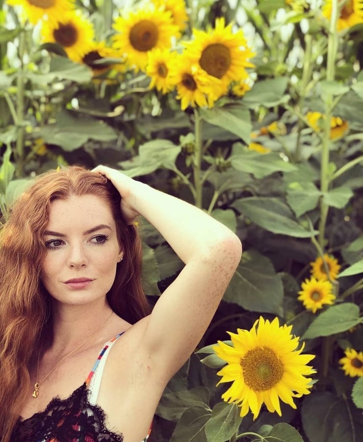 Picture of Laura Roxanna