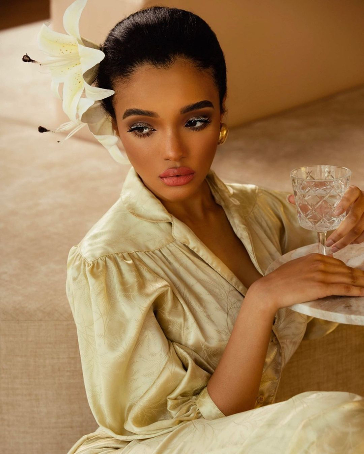 Image of Shashi (model)