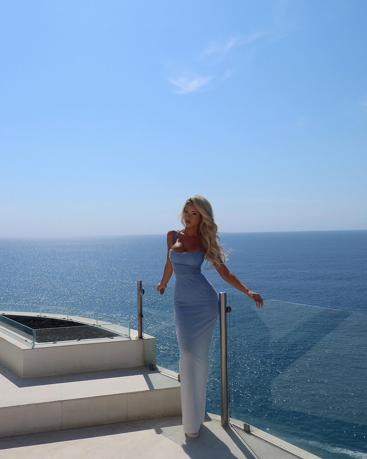 Amanda Taylor (Model) image