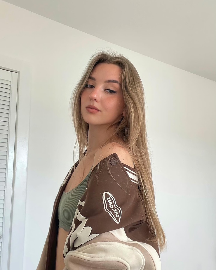 Picture of Julia Belza