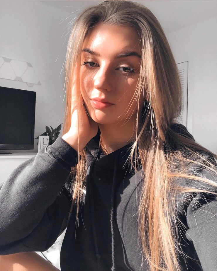 Picture of Julia Belza