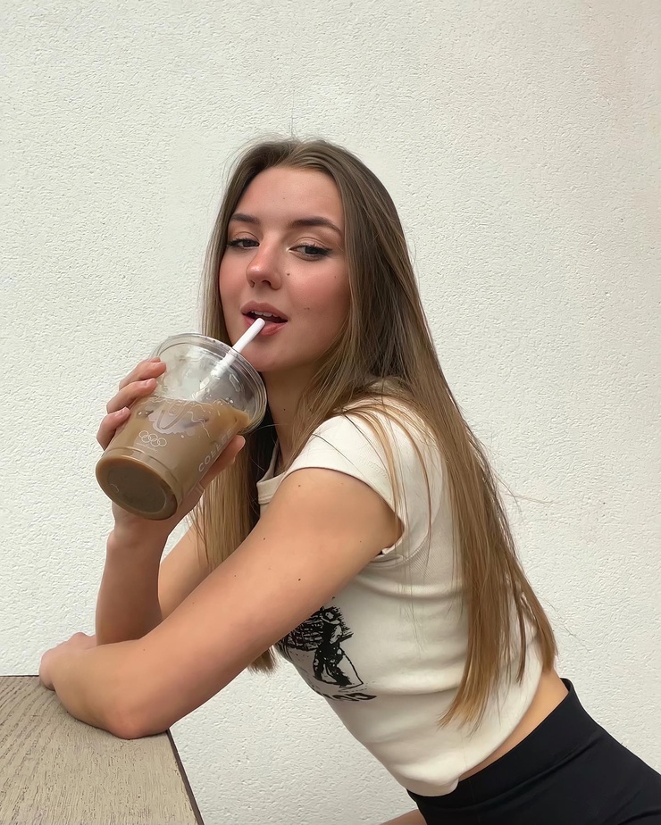 Picture of Julia Belza