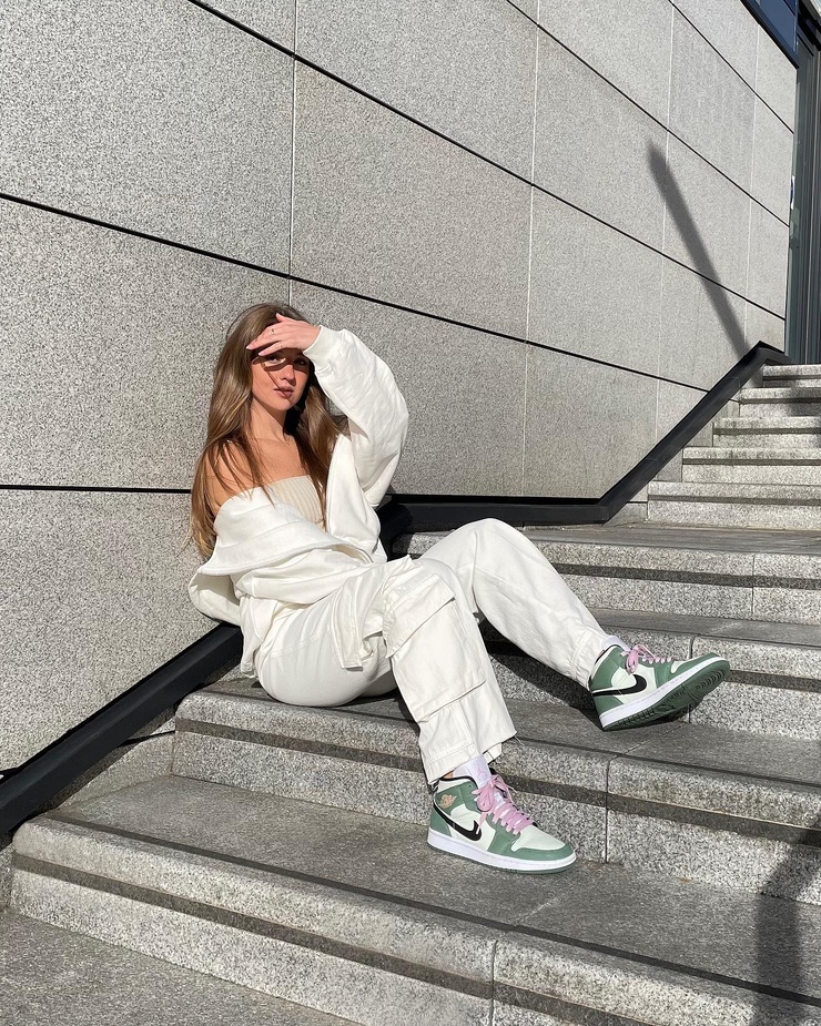 Picture of Julia Belza