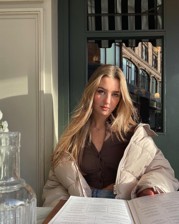 Picture of Julia Belza