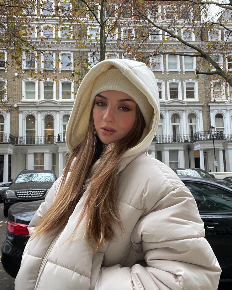 Picture of Julia Belza