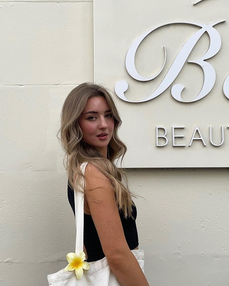 Picture of Julia Belza