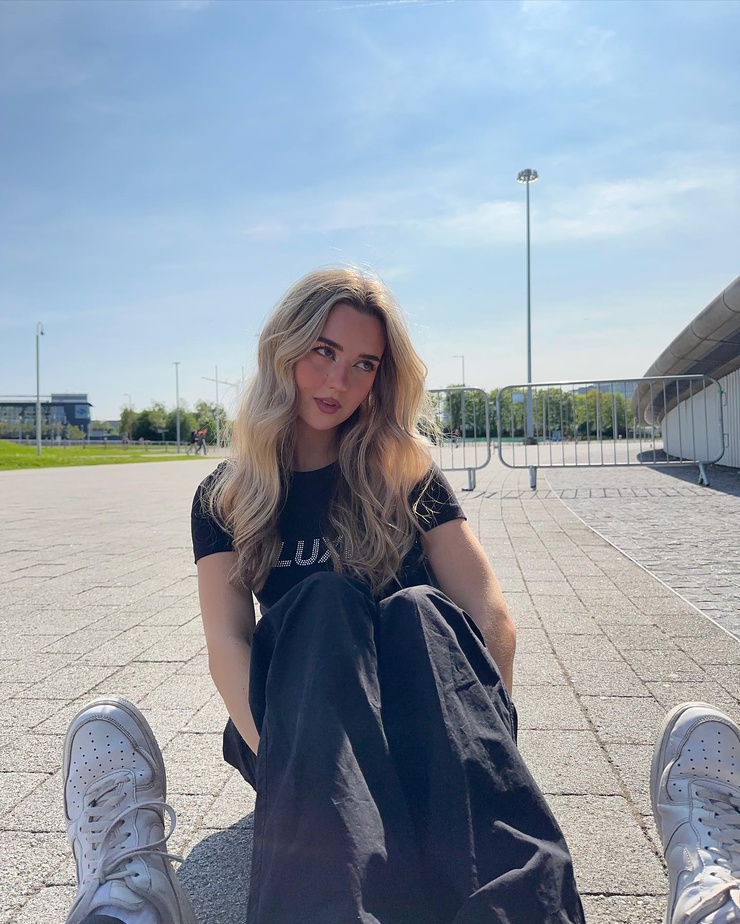 Picture of Julia Belza