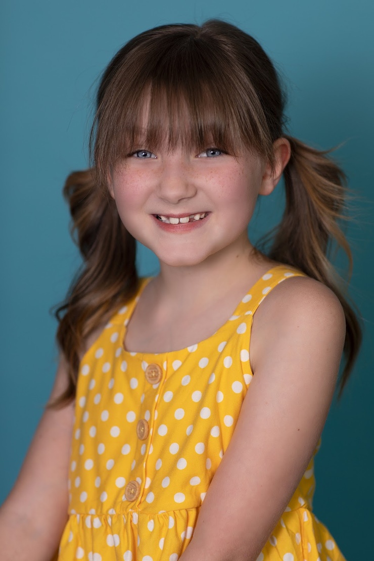 Picture of Elle Lisic